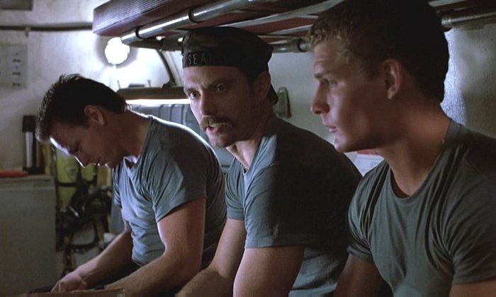 The Abyss • Arvostelu | Film-O-Holic.com